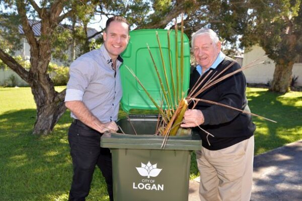 Green bins roll out to Logan - MyCity Logan