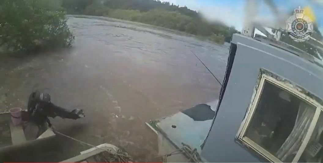 Dramatic police rescue at Beenleigh - MyCity Logan