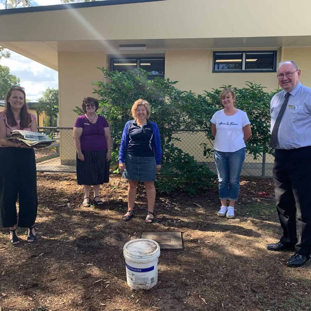 Digging up our Past: 25 year old Time Capsule Opened at Park Ridge ...